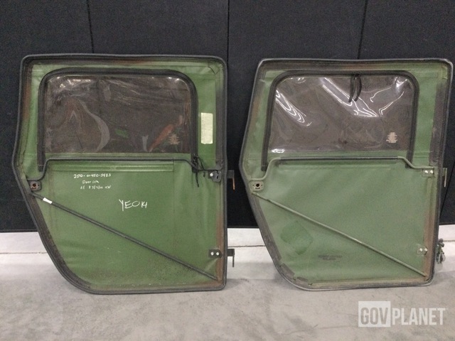 Surplus (7) HMMWV Humvee Doors, (7) Mirrors, (1) Stowage Box & Assorted ...