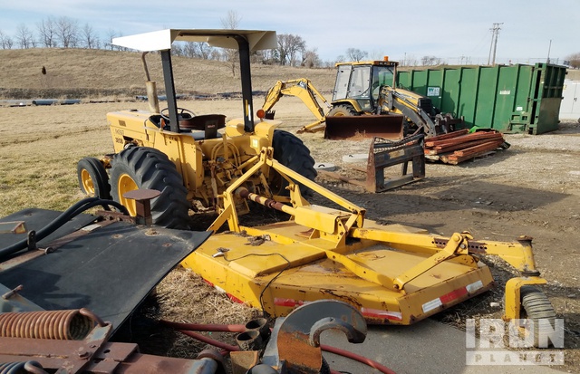 Case 380B 2WD Tractor in Mitchellville, Iowa, United States (IronPlanet ...