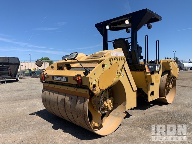 2010 Cat CB54 Vibratory Double Drum Roller in Fresno, California ...