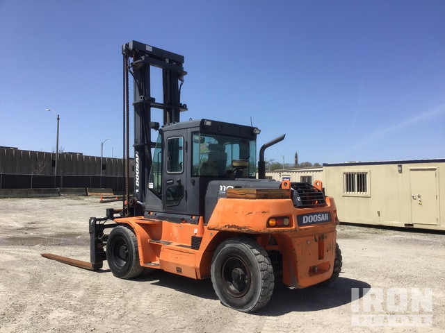 2012 (unverified) Doosan D110S-5 22150 lb Pneumatic Tire Forklift in St ...