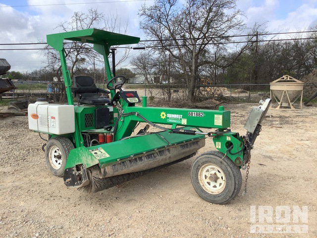 2016 Lay-Mor SM300 Self-Propelled Broom in Selma, Texas, United States ...