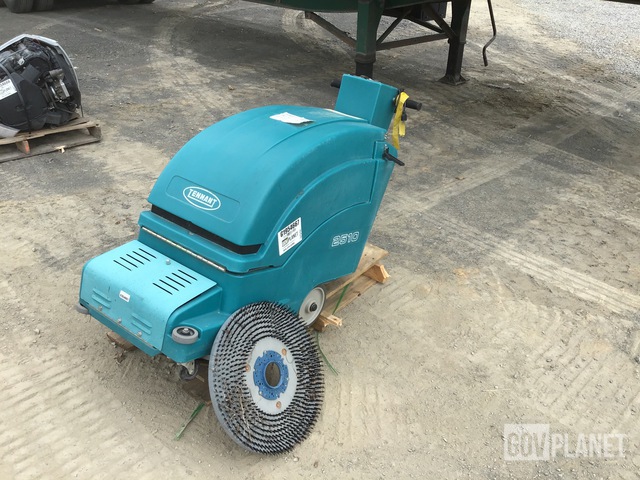 Surplus Tennant 2510 Walk-Behind Floor Scruber in Chambersburg ...