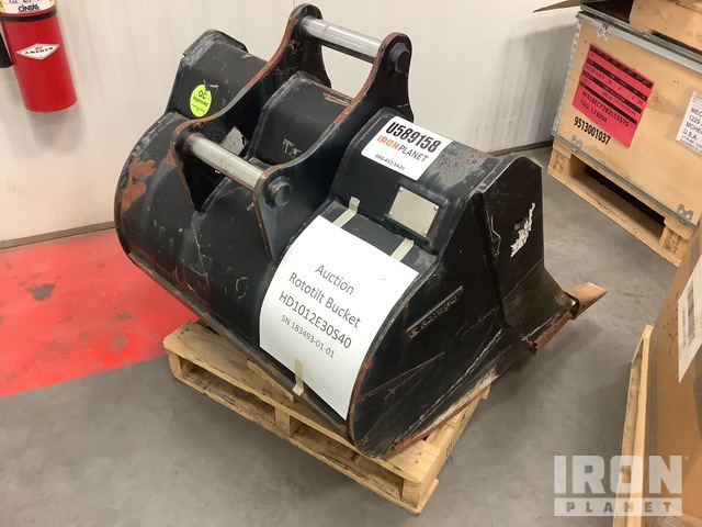 Rototilt S40 Bucket in Menomonee Falls, Wisconsin, United States ...