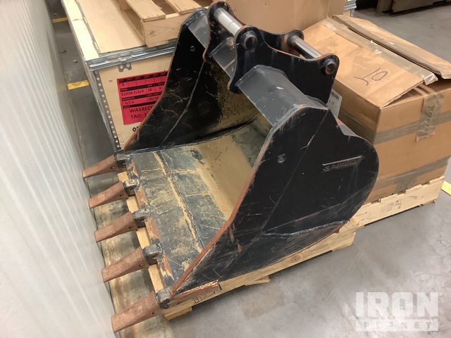 Rototilt S40 Bucket in Menomonee Falls, Wisconsin, United States ...