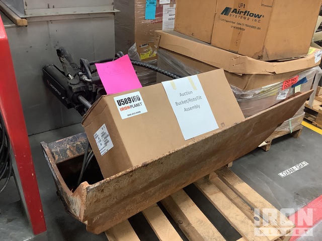 Rototilt R2 Bucket in Menomonee Falls, Wisconsin, United States ...