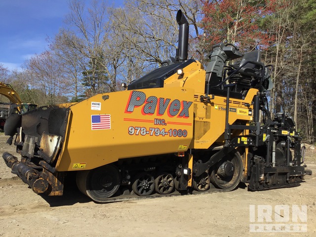 2017 Cat AP555F Track Asphalt Paver in Dracut, Massachusetts, United ...
