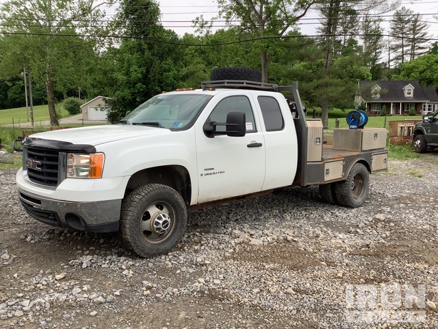 2009 GMC Sierra 3500HD 4x4 Flatbed Truck in Lost Creek, West Virginia ...