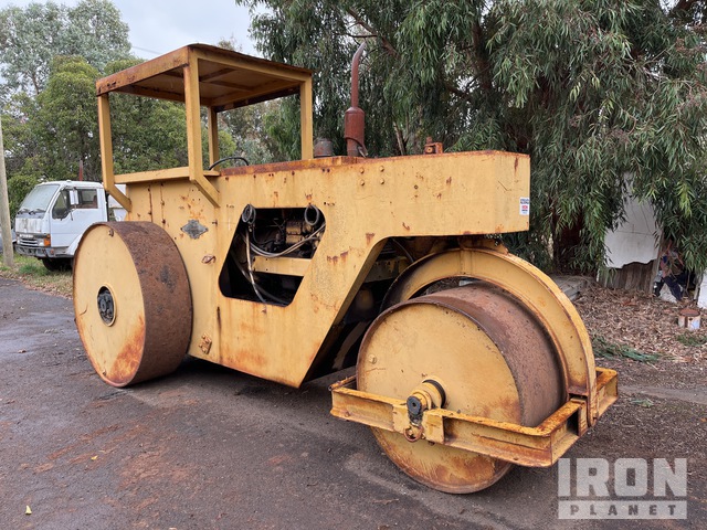 Moore 3 Wheel Roller in Hamilton, Victoria, Australia (IronPlanet Item ...