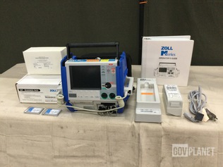 Surplus (3) Zoll M Series CCT Defibrillators in North Las Vegas, Nevada ...