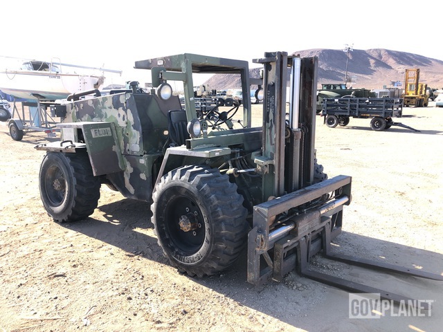 Surplus Case M4K Rough Terrain Forklift in Yermo, California, United ...