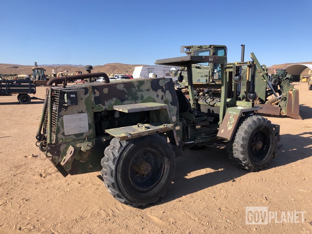 Surplus Case M4K Rough Terrain Forklift in Yermo, California, United ...