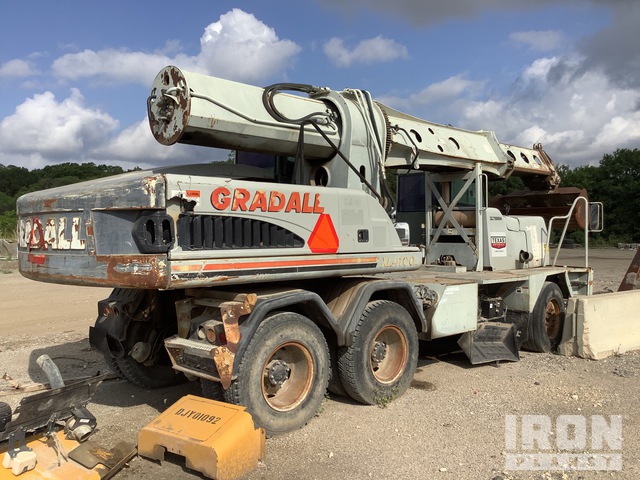 Gradall XL-4100 Highway Wheeled Excavator in New Braunfels, Texas ...