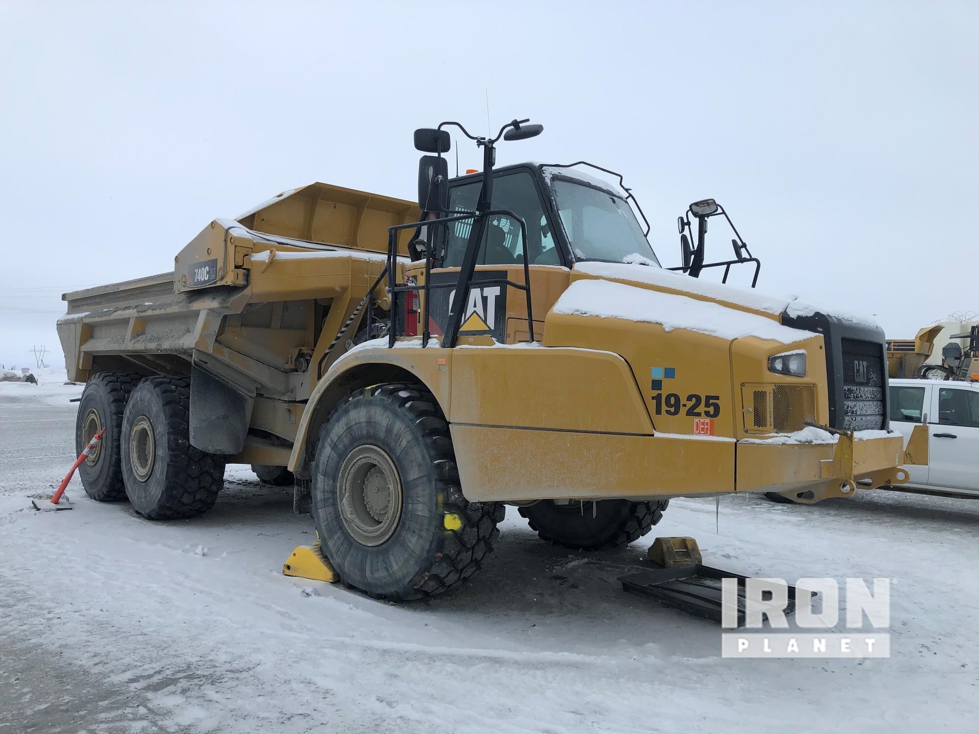 2016 Cat 740C EJ Articulated Dump Truck in Gillam, Manitoba, Canada ...